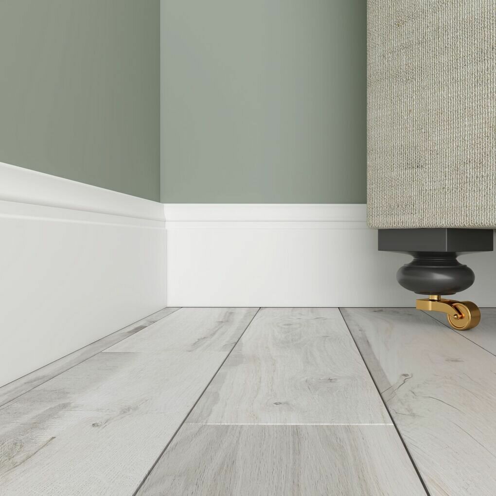 Плинтус Ultrawood арт. Base 5214 p (2000 x 133 x 12 мм.)