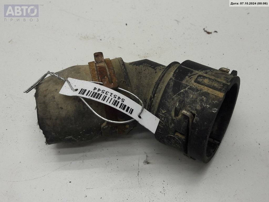 Фланец (тройник) системы охлаждения Volkswagen Golf-4