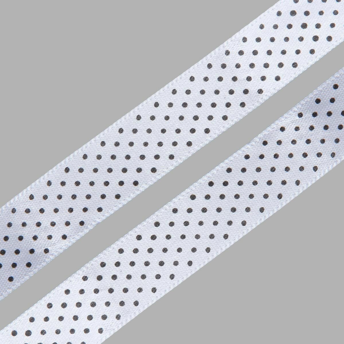 Лента атласная 'Горох', 15мм*3м (черно-белый)