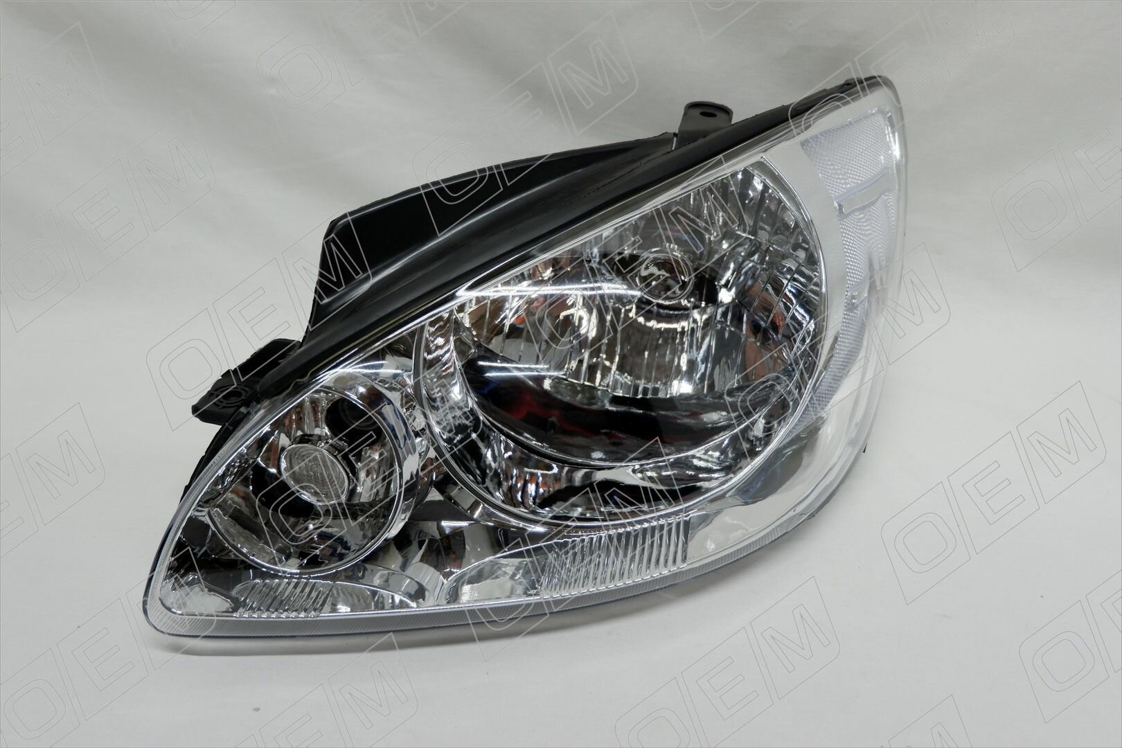 Фара левая Hyundai Getz год с 2005 по 2011, Хендай Гетц, 921011C500(Левая)