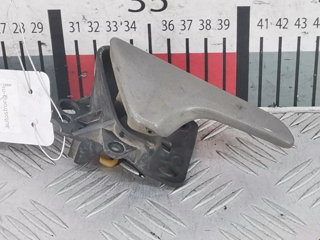 Ручка двери внутренняя передняя правая Mercedes Sprinter 2 (W906) A9067600261 арт. 2127572