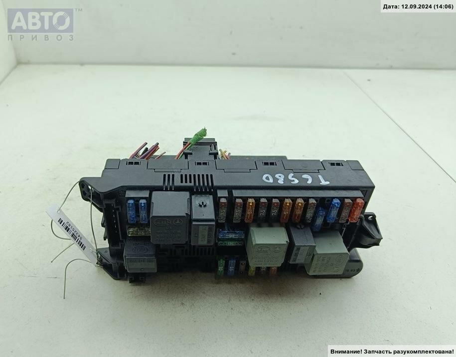 Блок предохранителей Mercedes E-Class W211 (2002-2009)