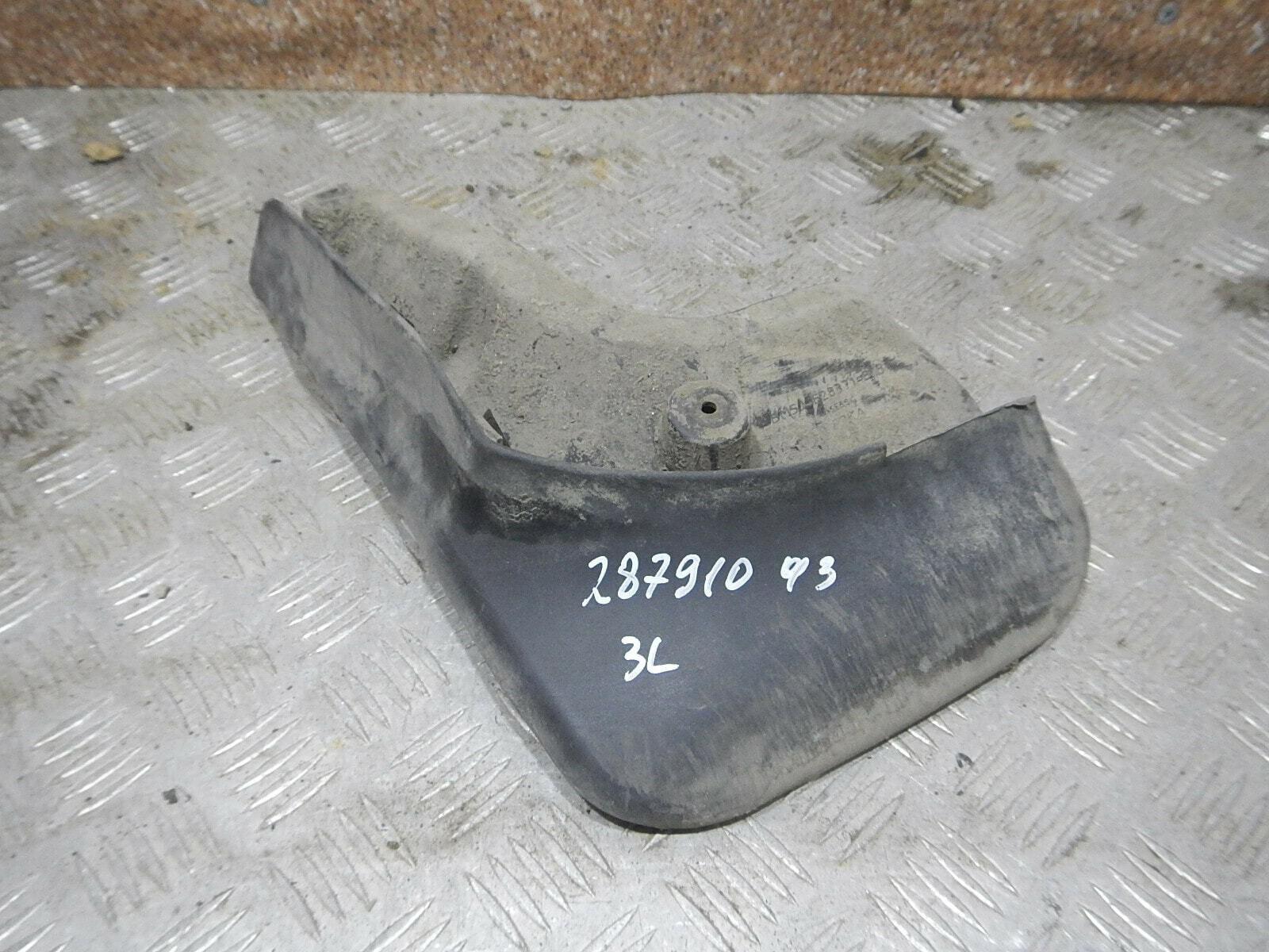 Б/У Брызговик задний левый, Ford (Форд)-FOCUS 3 (11-) FORD FOCUS 3 (11-19) задиры 287910 FORD арт. BM5JF28371