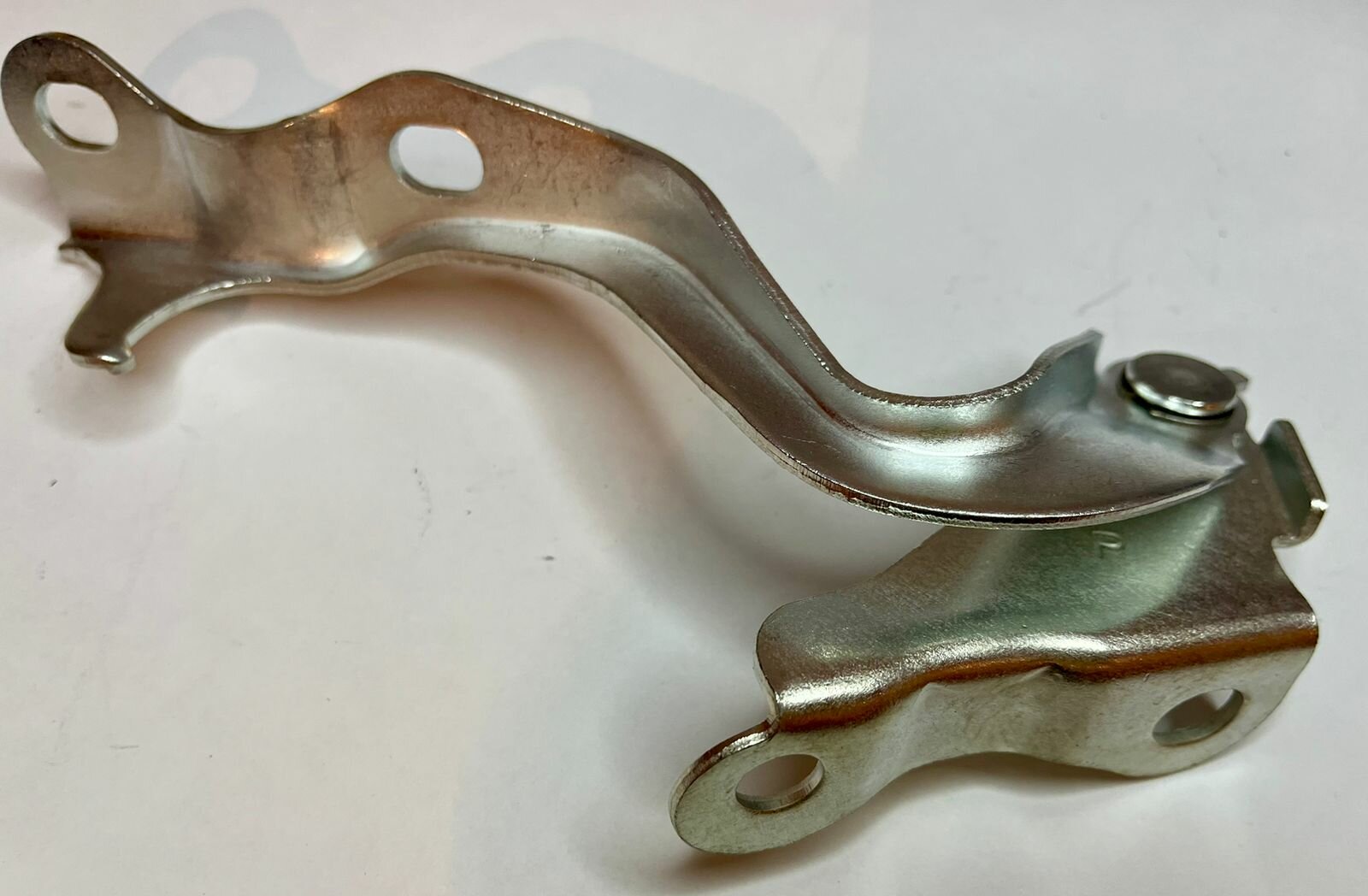 Петля капота Chevrolet Lacetti/Daewoo Gentra R(правый), артикул 96549000 - 1шт.