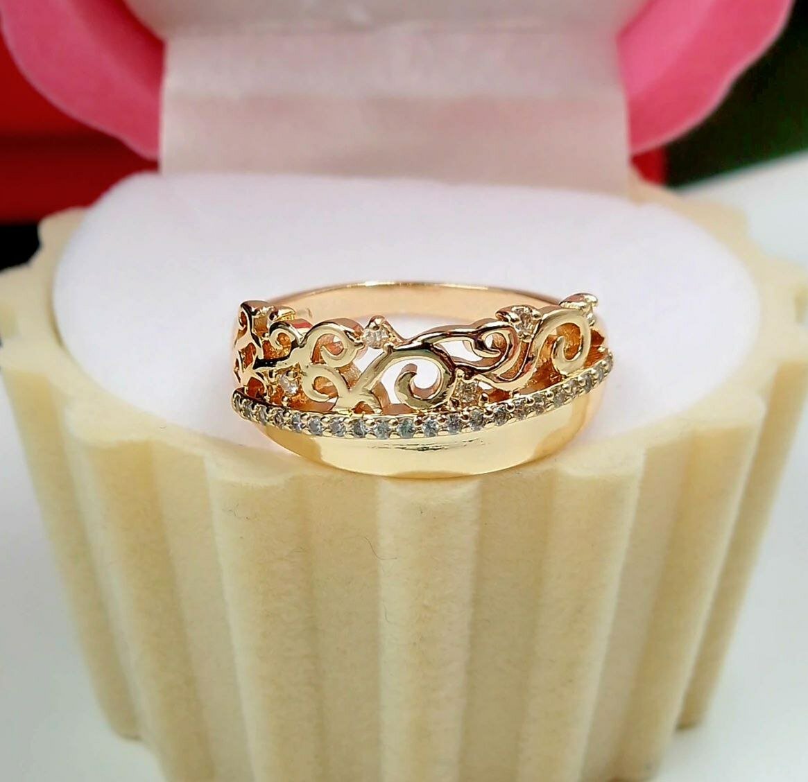 Кольцо, фианит