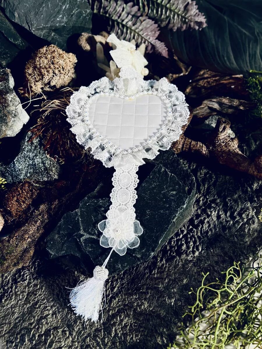 Фоторамка Ajourele D-703-1 "Сердце", кружево, ручная работа, 9x13см, белая