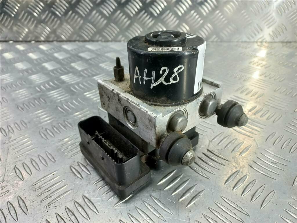 Блок ABS Б/У для SUZUKI Grand Vitara II (2005—2008) 5611064JC1