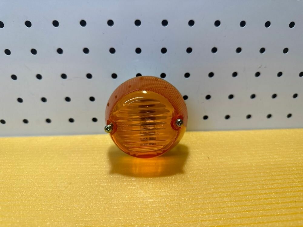 Указатель поворота прав/лев круглый желтый МАН ТГА ТГС ТГХ ТГЛ ТГМ (MAN TGA TGS TGX TGL TGM)