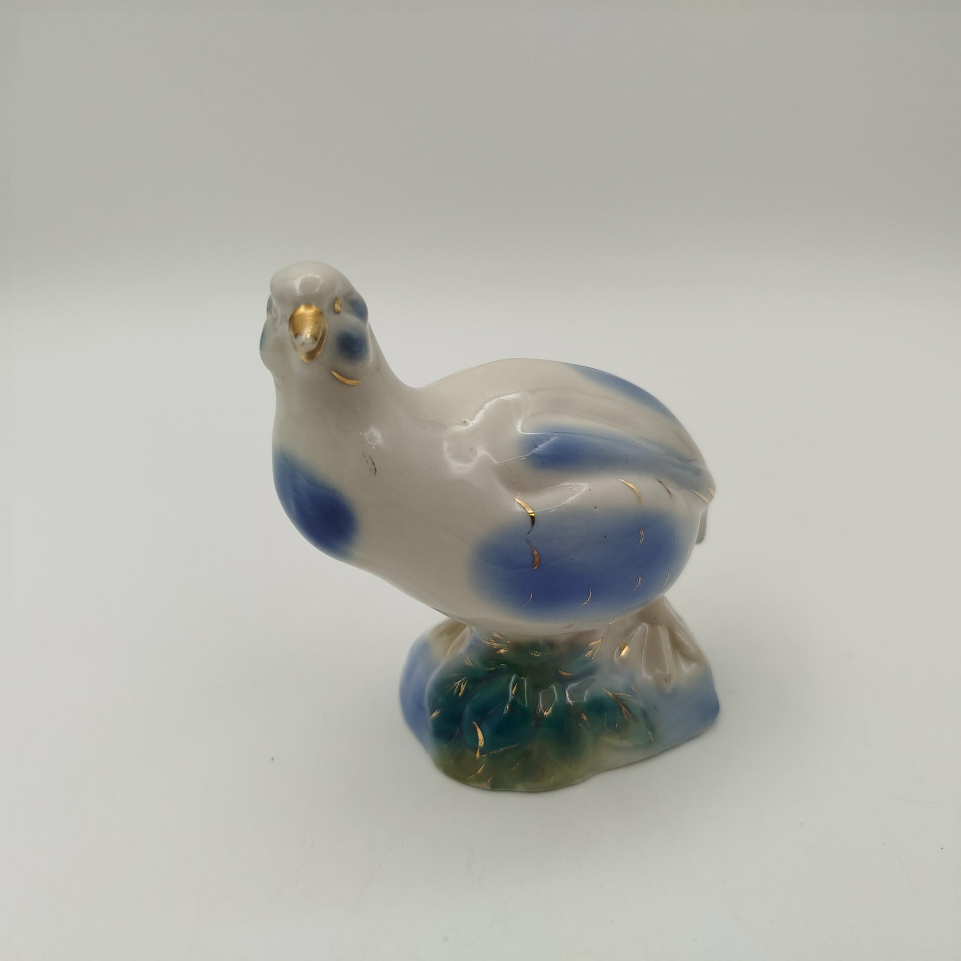 Статуэтка "Куропатка", автор Н. Чугрова, фарфор, роспись, золочение