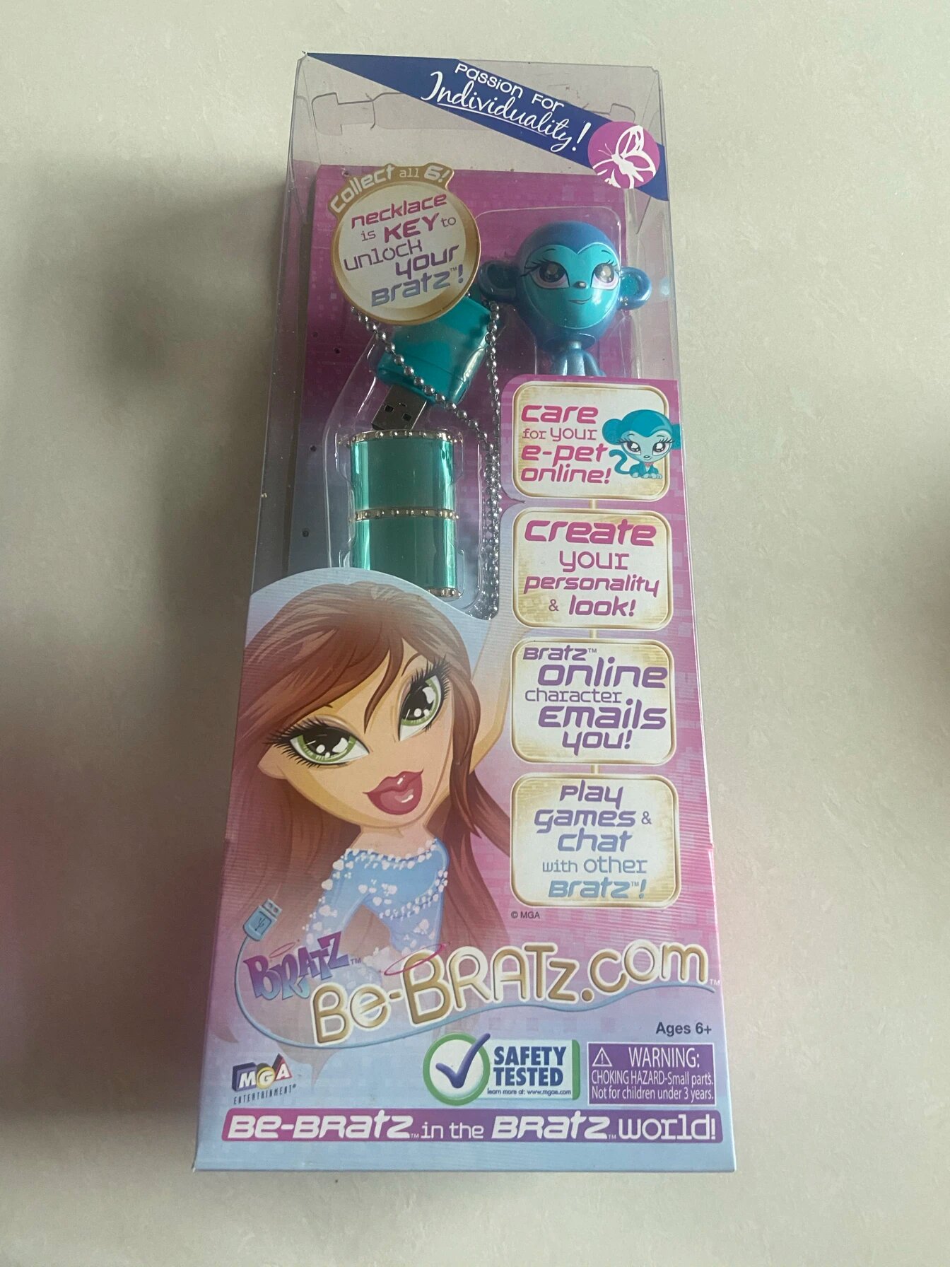 BRATZ Betts Doll Accessories Antique Old Goods Online Pet Exclusive Collection Girl Play Home Decoration Doll Toy Gift