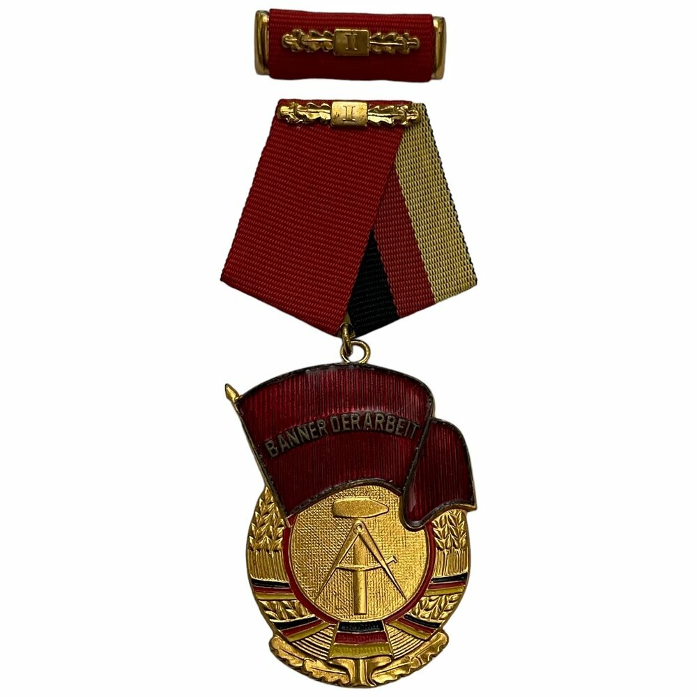 Германия (ГДР), орден "Знамя труда" I класс с планкой 1974-1990 гг. (в коробке)