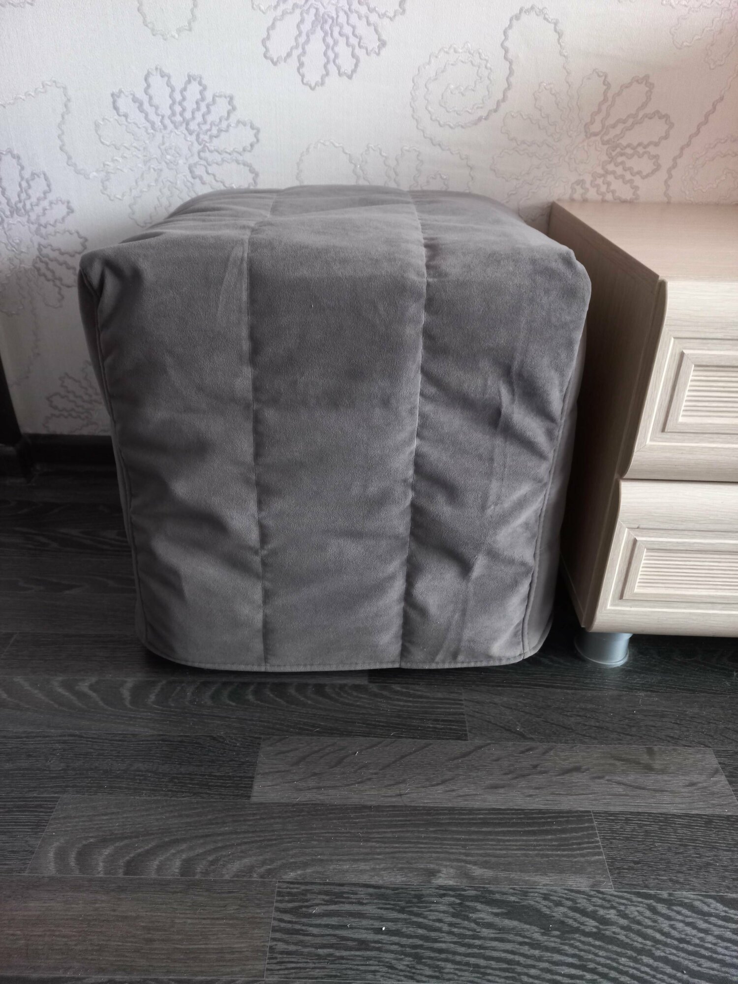 Чехол на пуфик