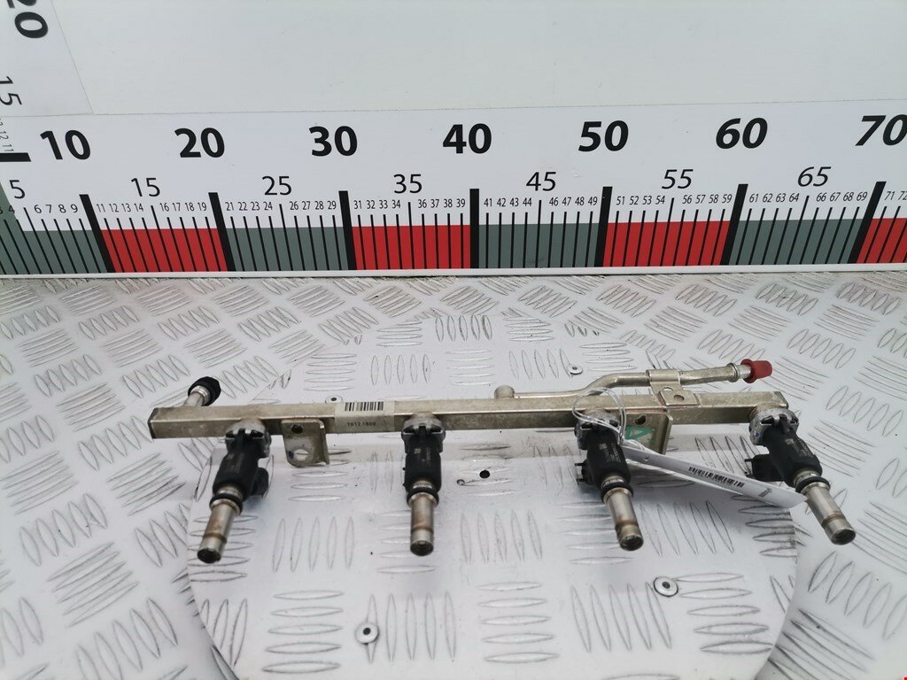 Форсунка бензиновая электрическая Opel Astra H 55559377 арт. 1933982