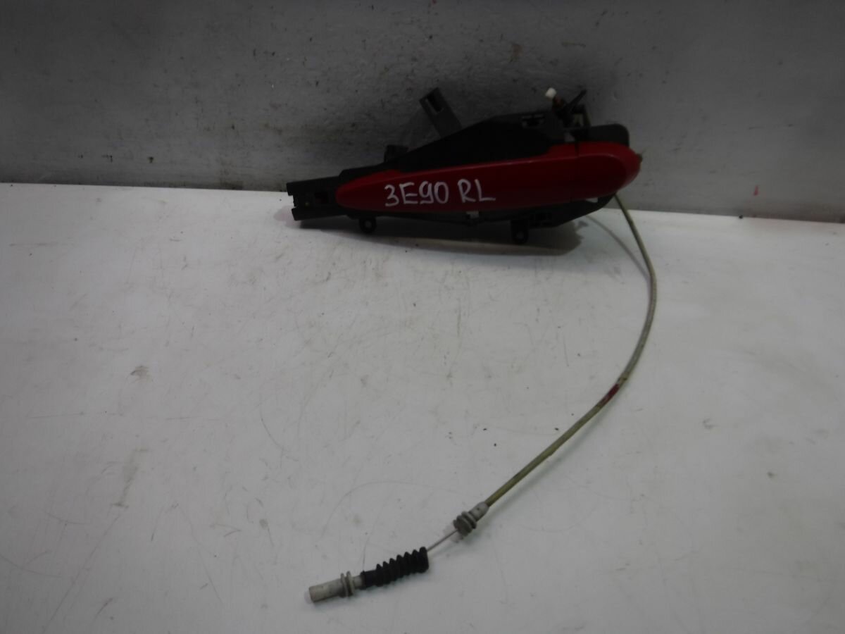 Ручка двери задней наружная левая BMW 3 серия E90/E91/E92/E93 (2005—2010) 51217207539