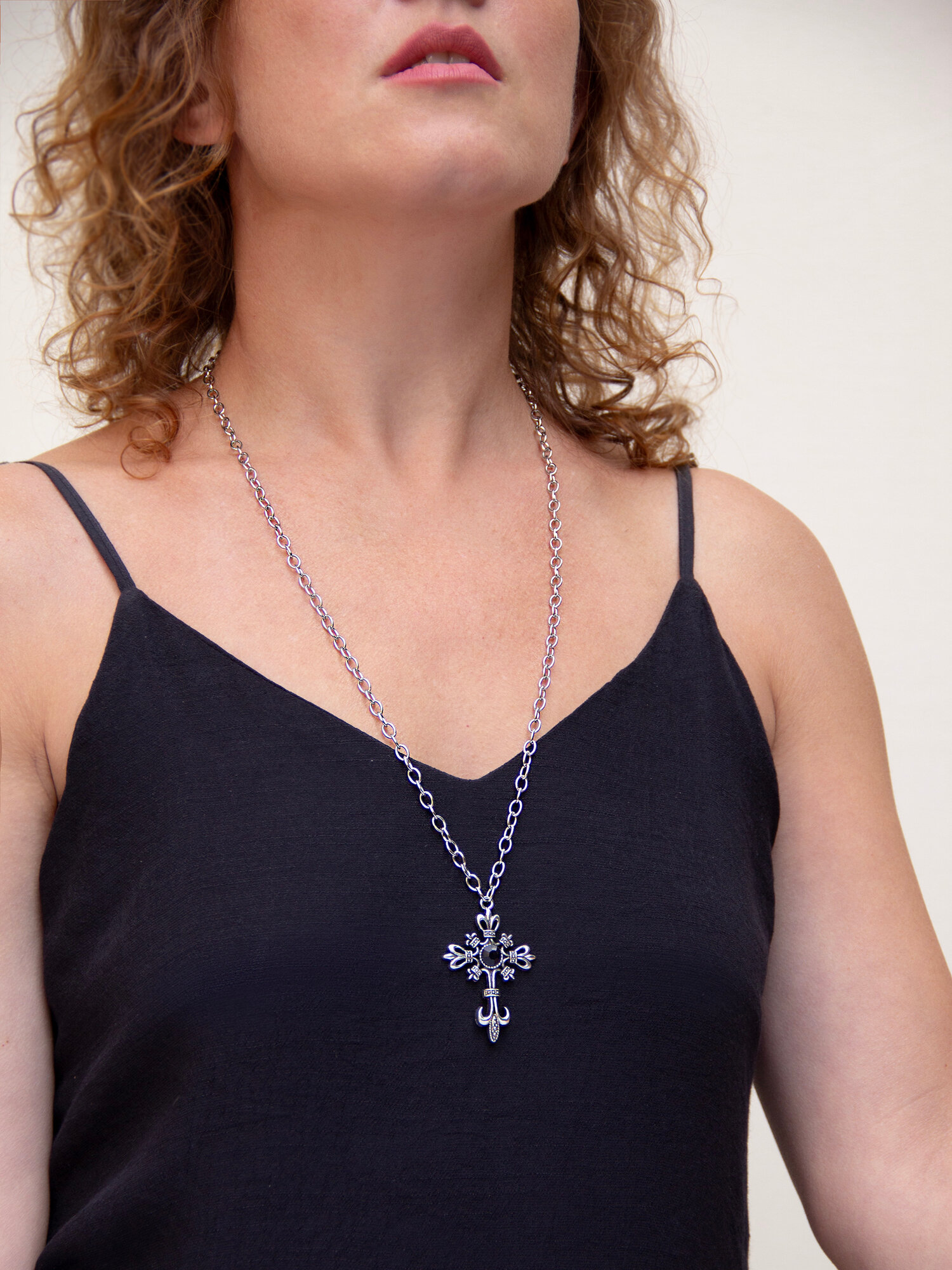 Колье, стекло