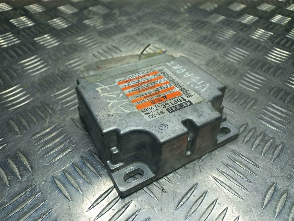 Блок управления SRS (AIR BAG) Б/У для SUZUKI Grand Vitara II (2005—2008) 3891076K50