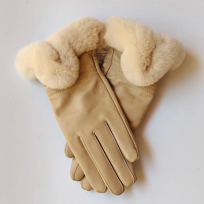 Перчатки для женщин