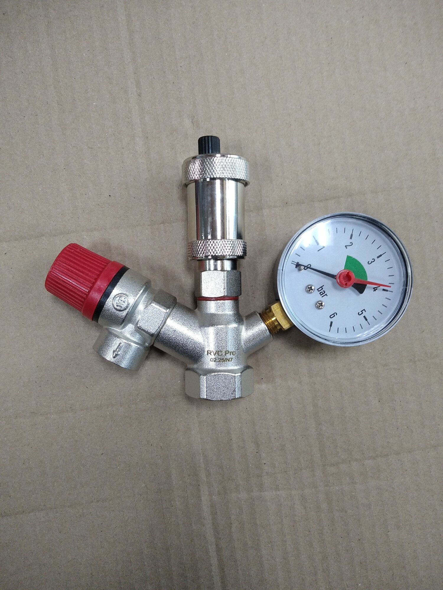 Группа безопасности COMPACT RVC Pro 1" (клапан 3 Bar) латунный