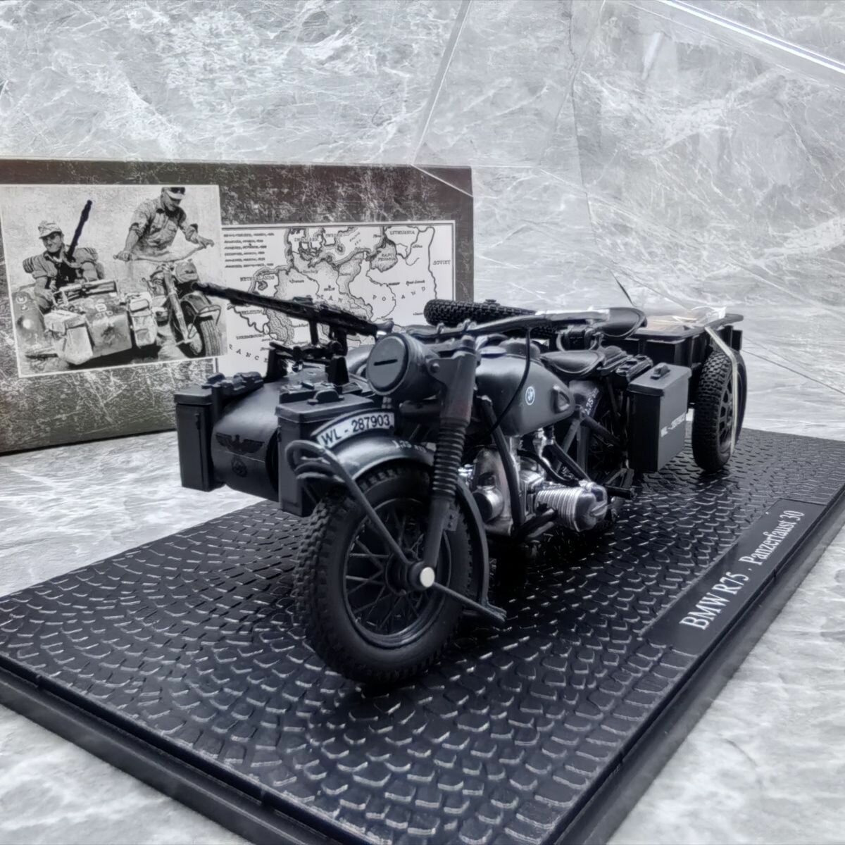 1/24 Немецкая модель трехколесного велосипеда BMW R75