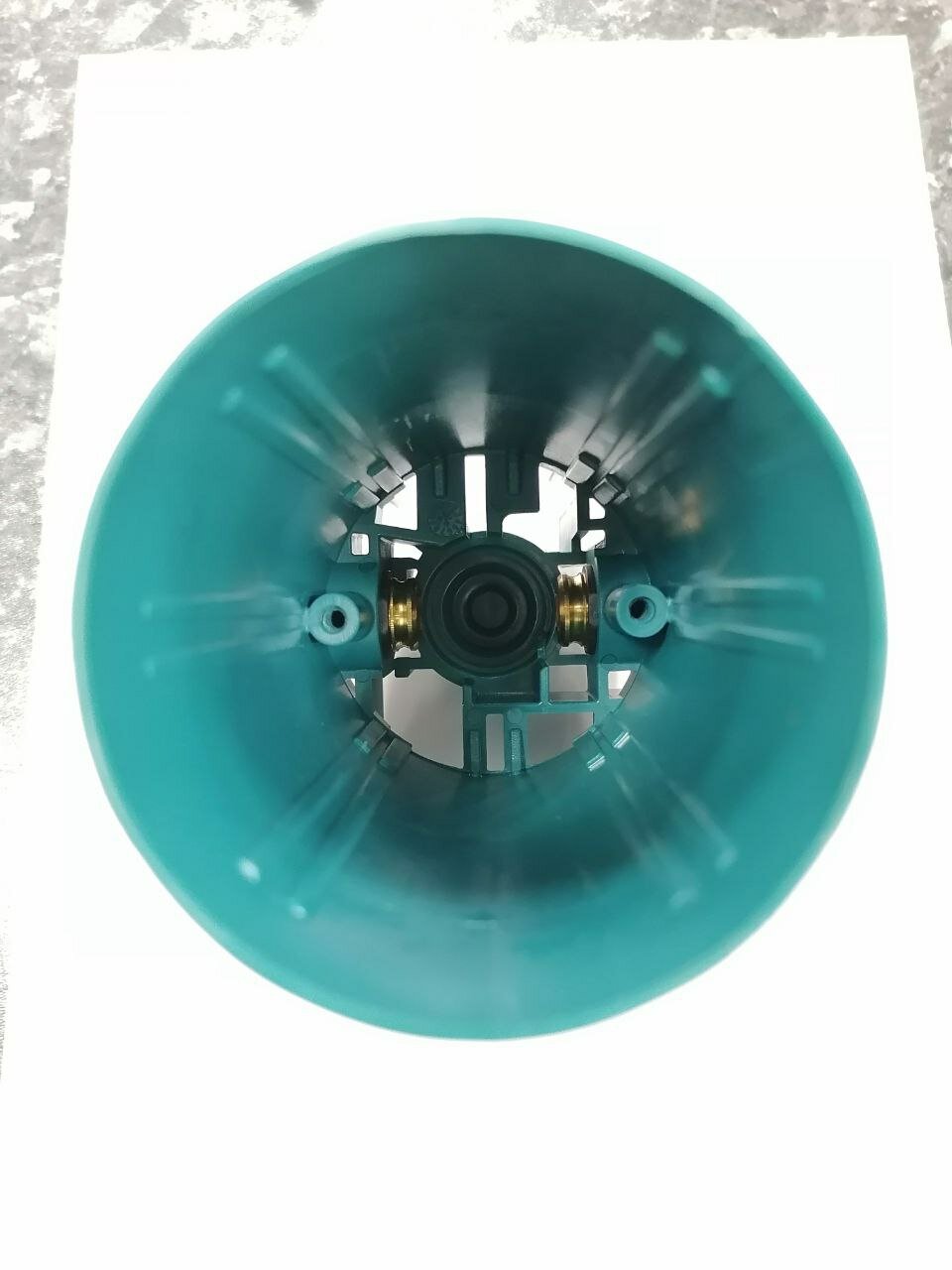 Корпус двигателя (кронштейн в сборе) фрезера Makita RT0702C арт 141E76-9