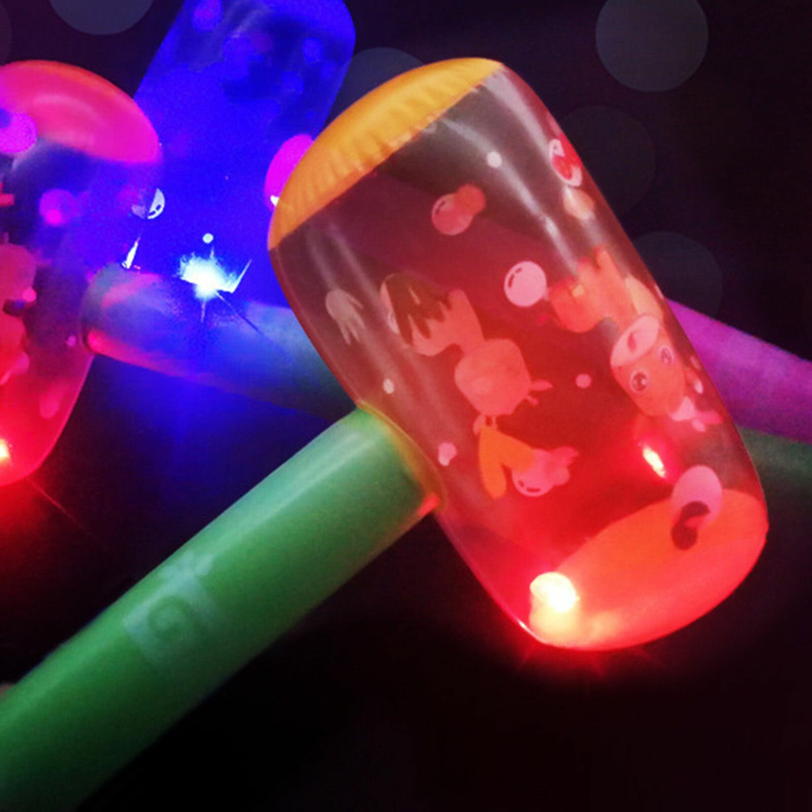 Детская надувная игрушка молоток 65 см со светящимися элементами, большая форма колокольчика, случайный цвет и узор