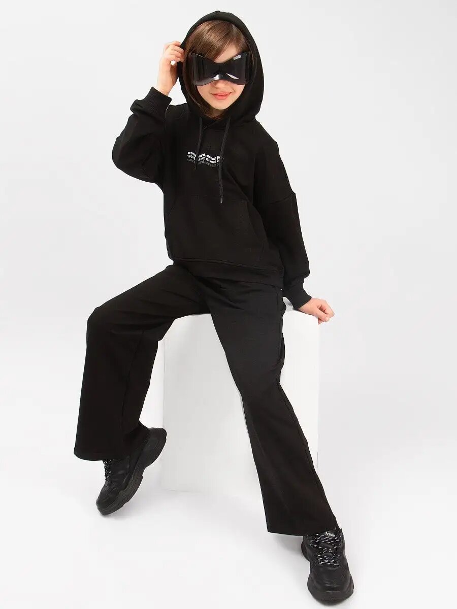 Костюм спортивный