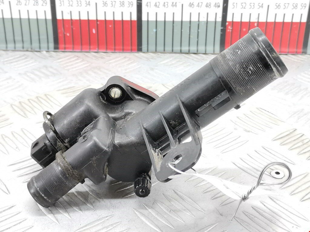 Корпус термостата Renault Modus 110605536R арт. 1807375