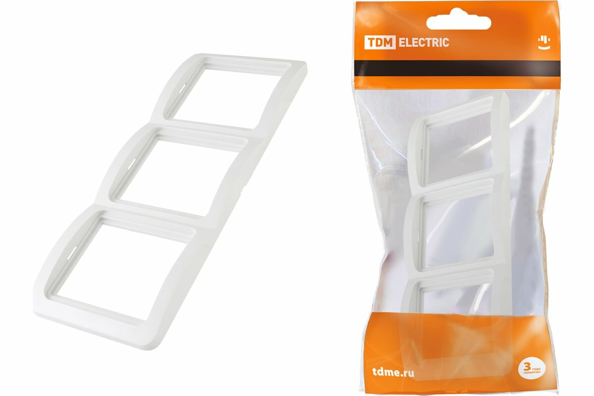 TDM Валдай SQ1804-0020 Тройная вертикальная белая рамка для фотографий и картин