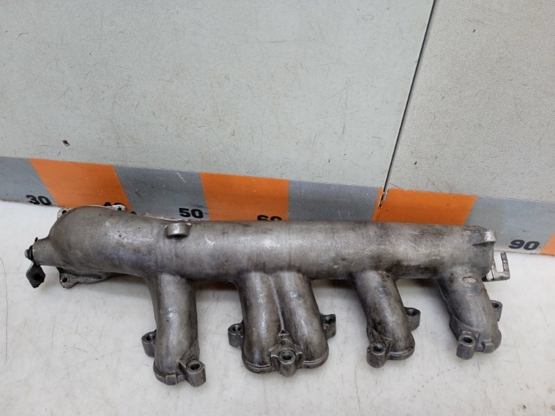 Б/У 4.9 BKW TDI, Фольксваген Туарег Коллектор впускной Volkswagen Touareg 2004 Лев. 299380 VAG арт. 07Z129711J