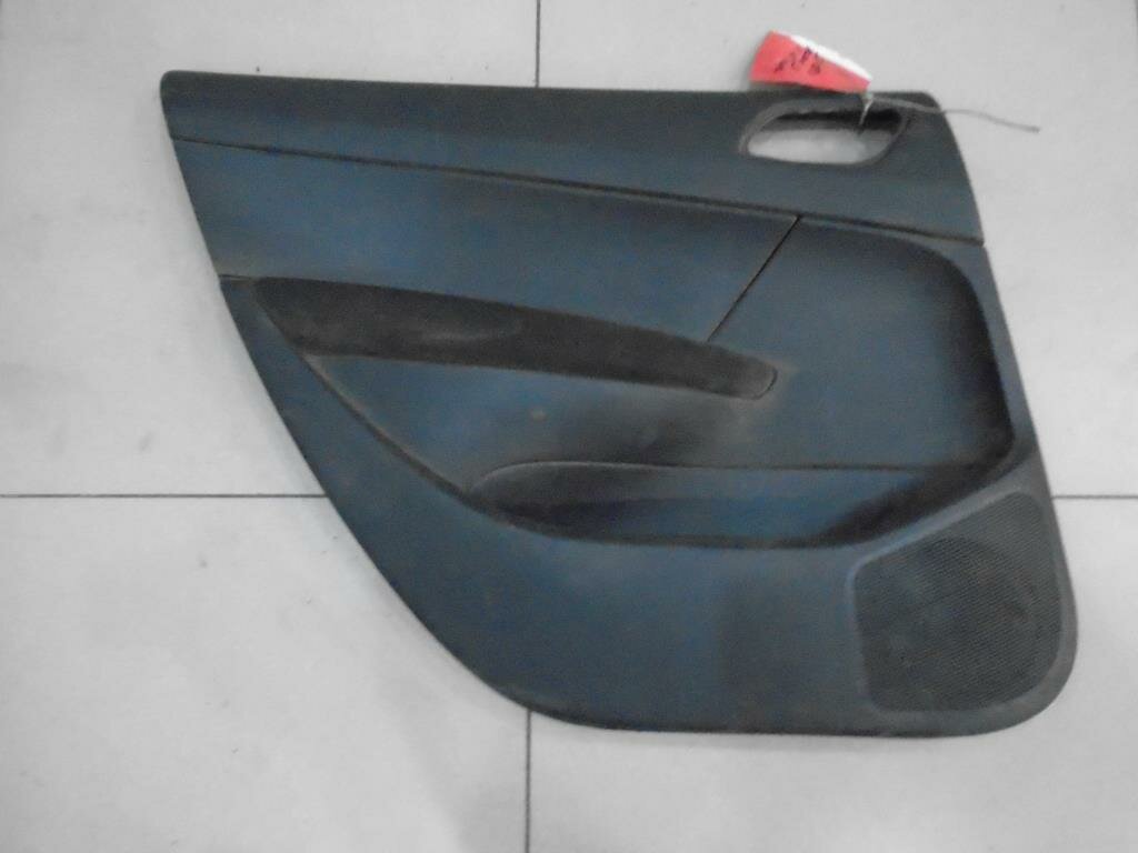 Обшивка двери задней левой от Peugeot 308 2007-2013