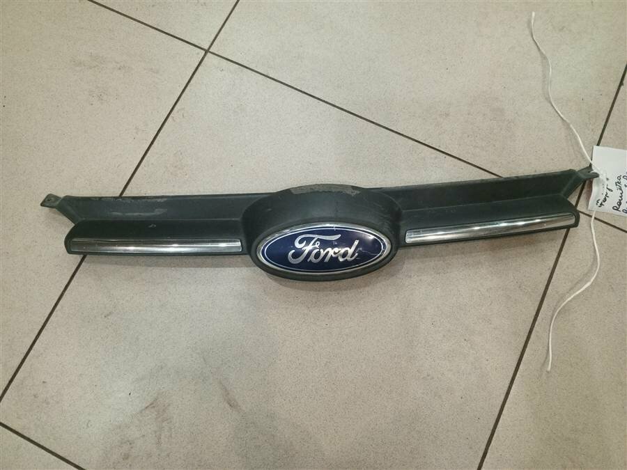 Решетка радиатора от Ford Focus 3 2011-2018