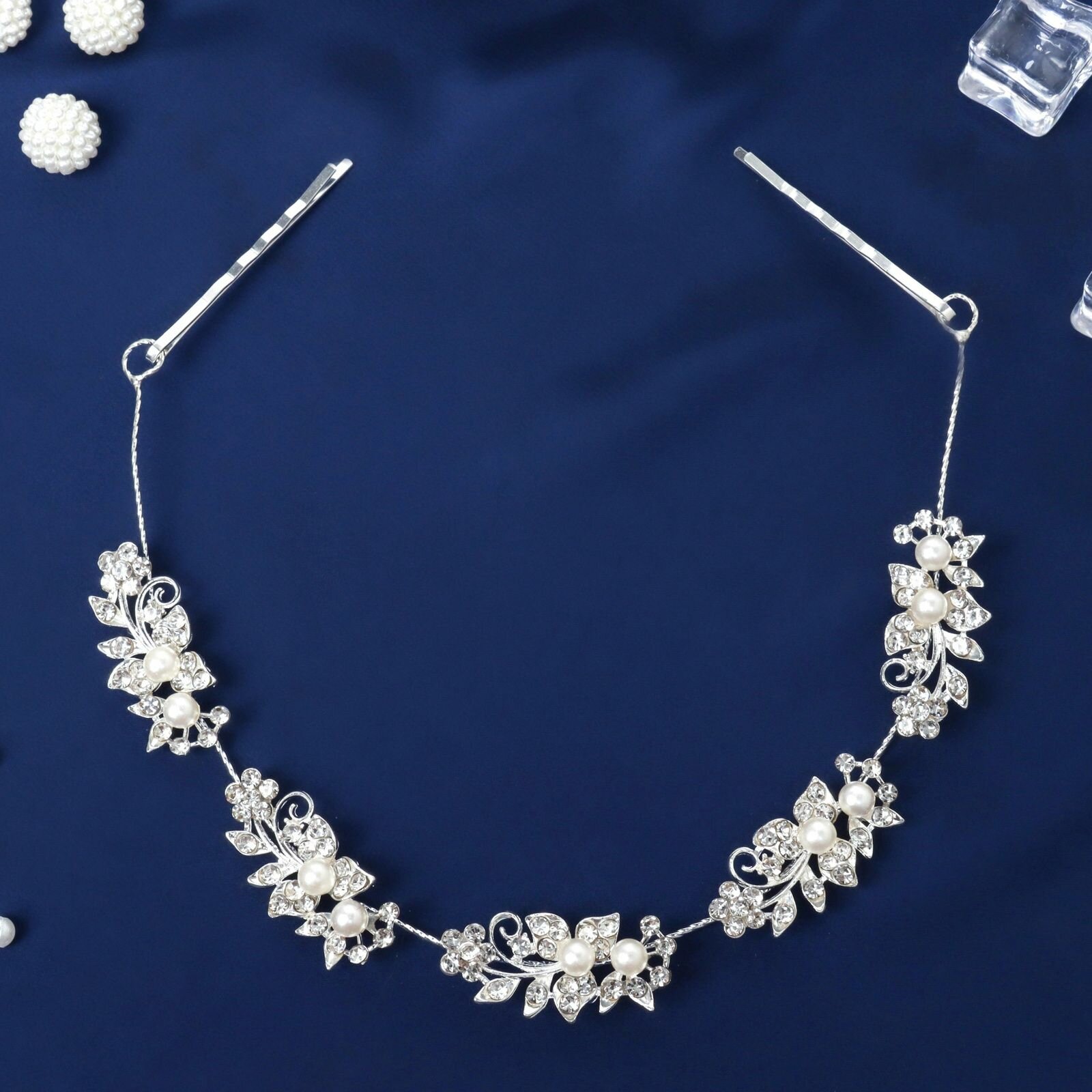 Диадема на невидимках "Джуди" , 26 см, серебро