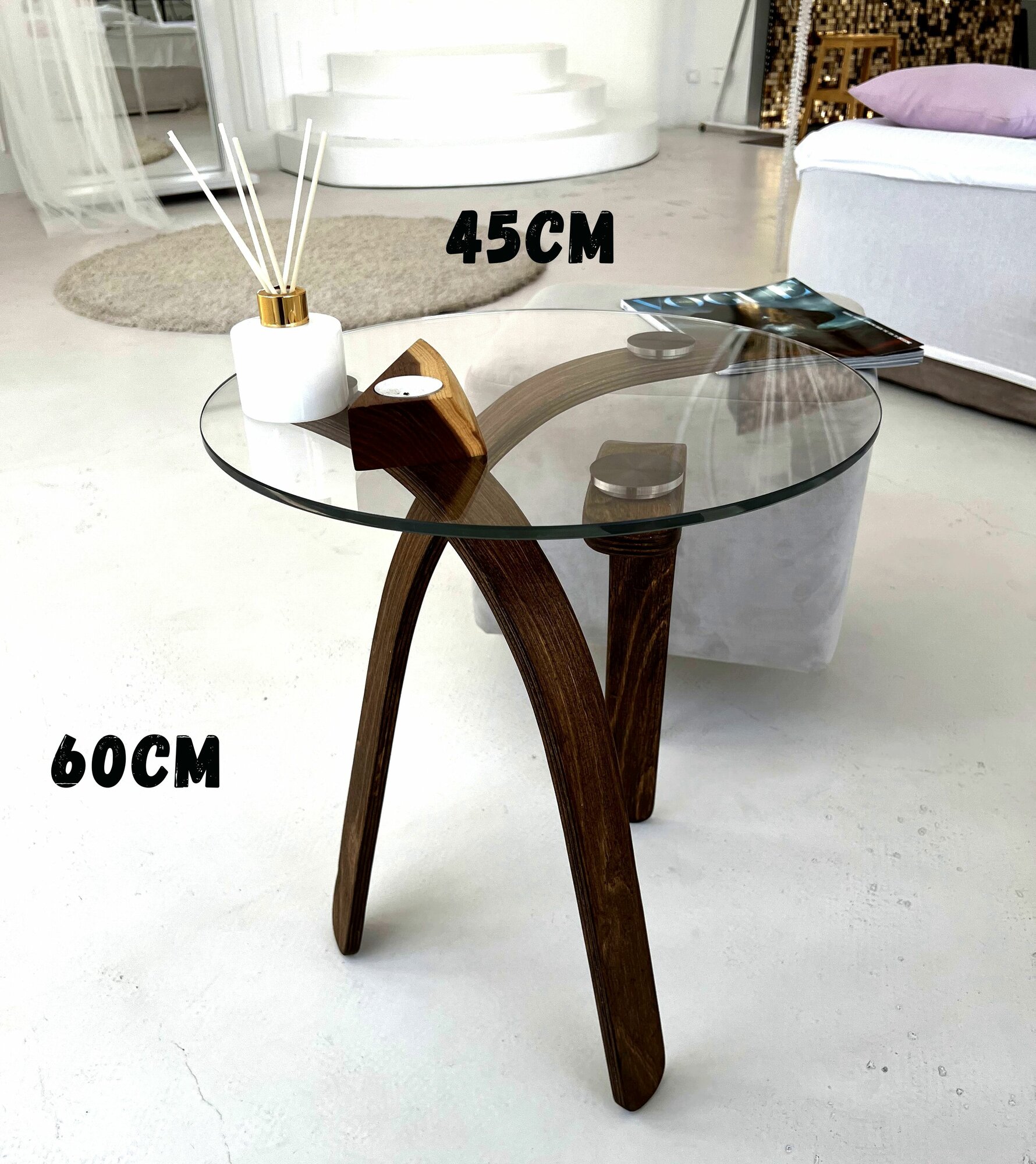 Журнальный(кофейный) столик стеклянный круглый, высота 60 см, диаметр 45 см