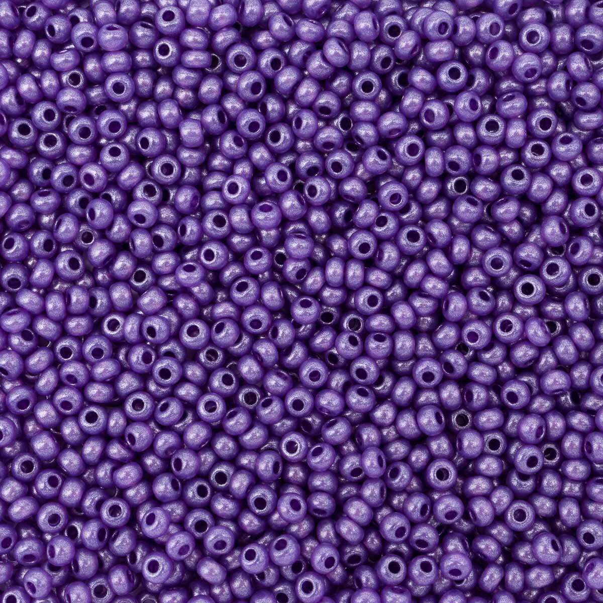 Бисер Preciosa алебастр с цветным покрытием 10/0 (2,3 мм), 50 г, цвет № 17728