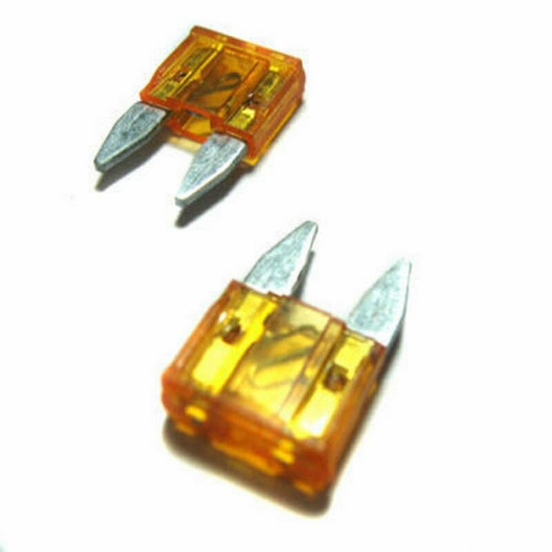 Предохранители Маленький штекерные автомобильные 5A 2 шт.