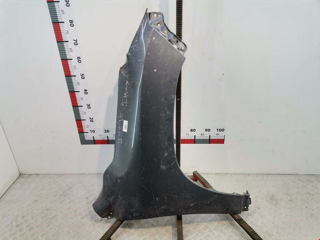 Крыло переднее правое Lexus LX 3 (J200) арт. 2215510