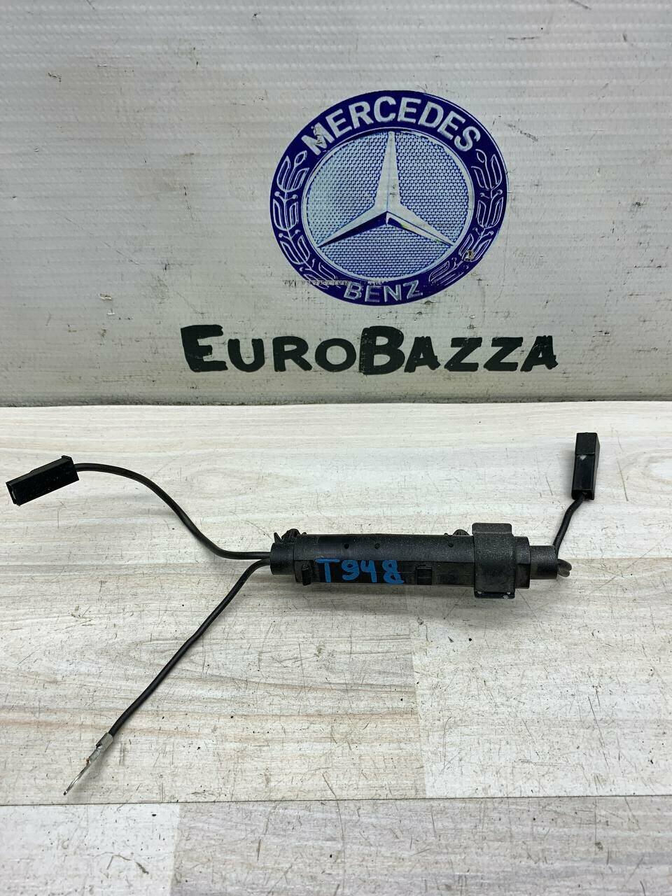 Антенна Mercedes W208 A2028202389