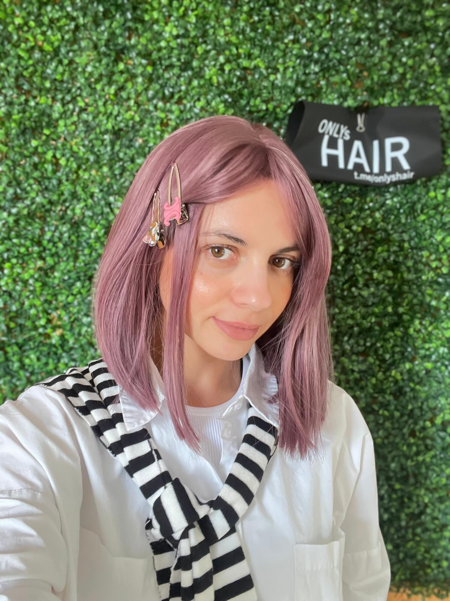 Парик каре розовое с челкой ONLYSHAIR