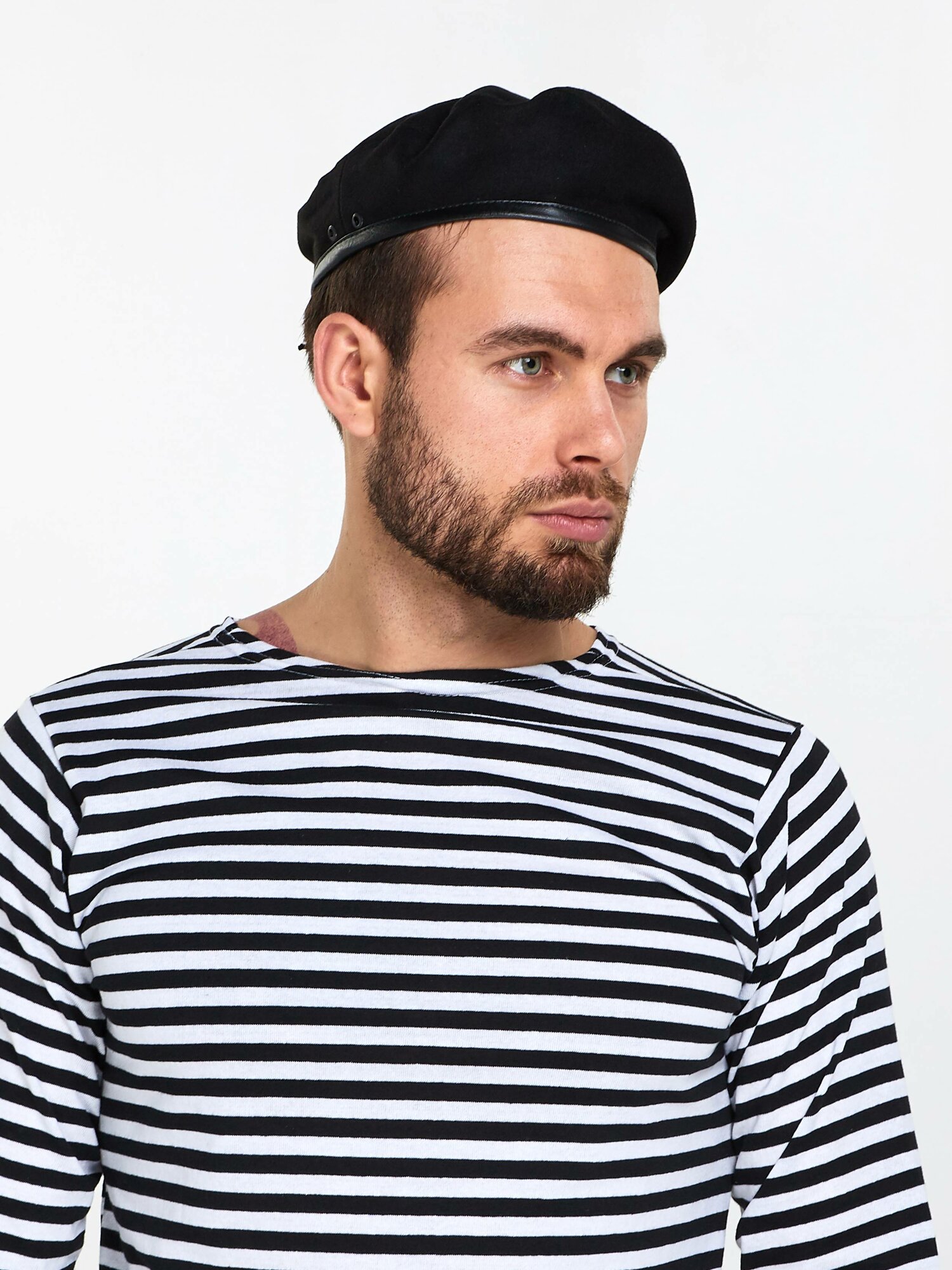 Берет черный (59)