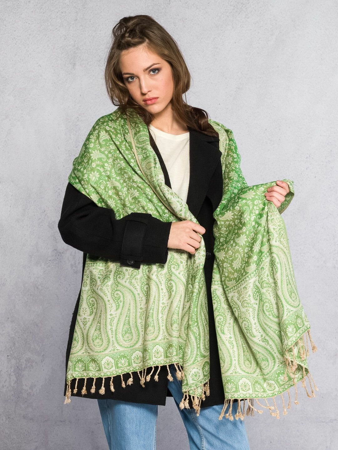 Палантин для женщин