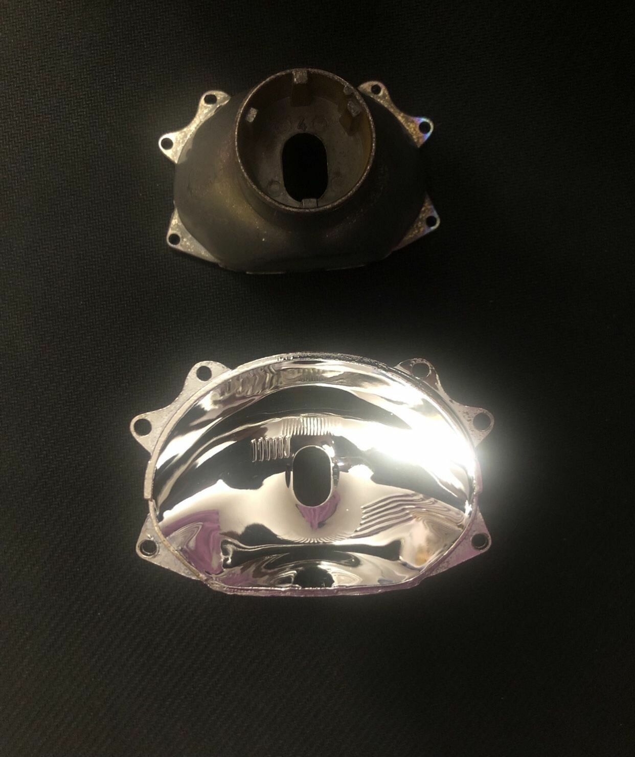 Отражатели ZKW для фар Volvo, восстановленный оригинал, комплект 2 шт. Товар уцененный