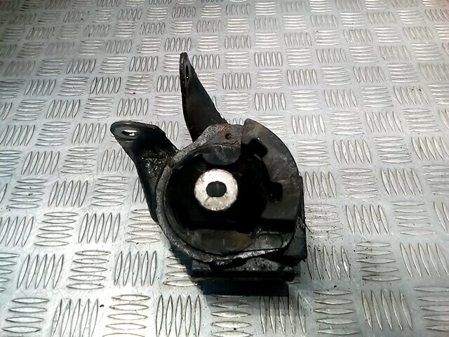 Подушка (опора) крепления двигателя Mazda CX-7 (ER) EH1439070 арт. 417464