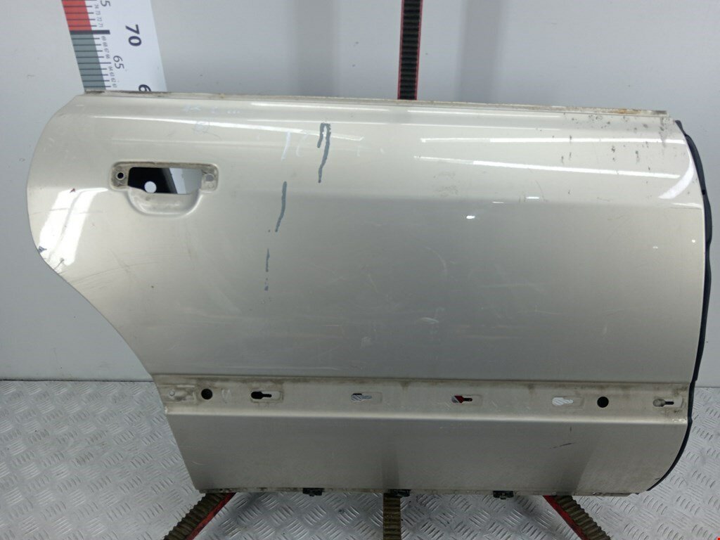 Дверь задняя правая Audi A8 D2 4D0833052A арт. 2087621