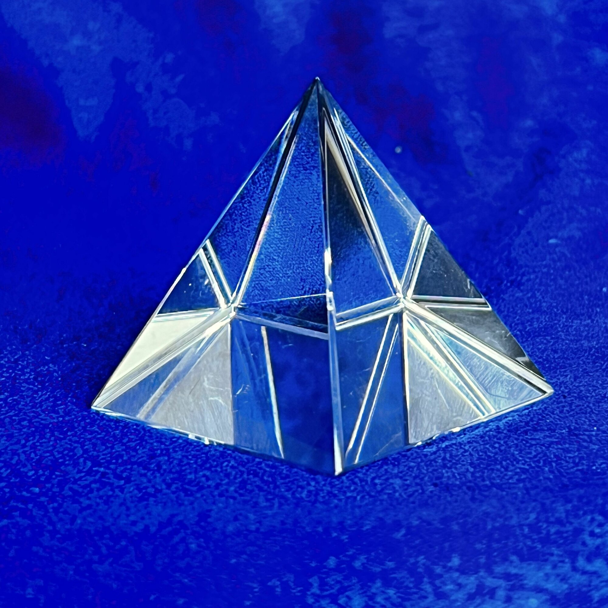Фигурка Пирамидка хрустальная 7 см