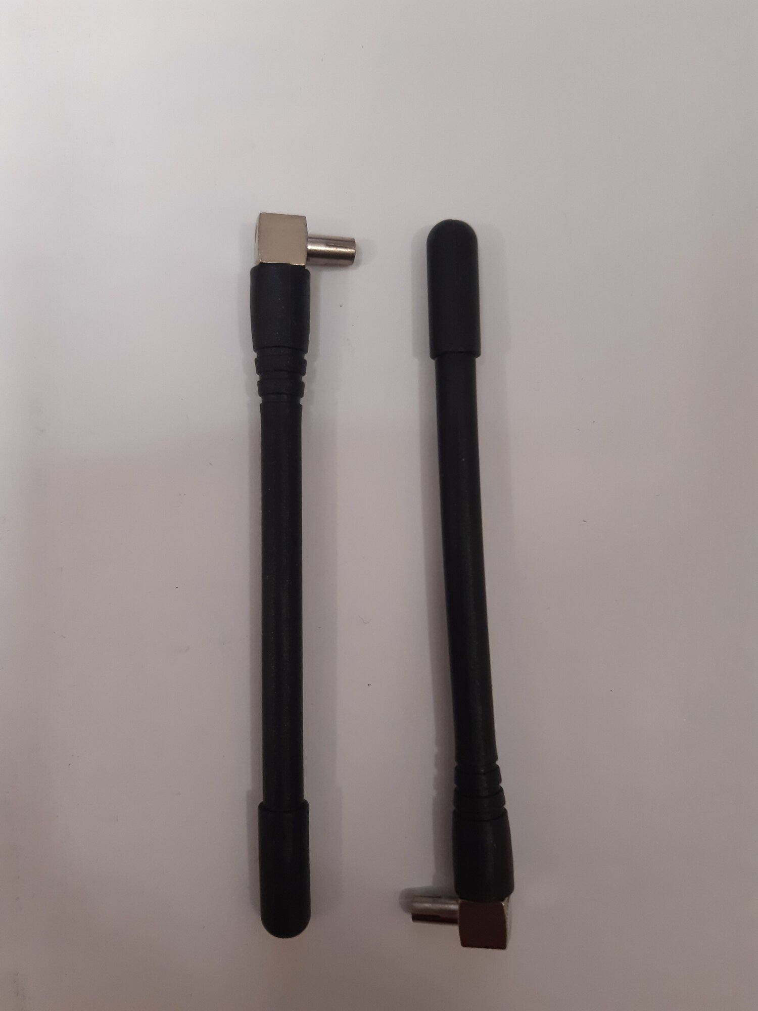 Антенна 3G/4G для Модема 2ДБ разъем TS9 75мм (лот 2шт.)