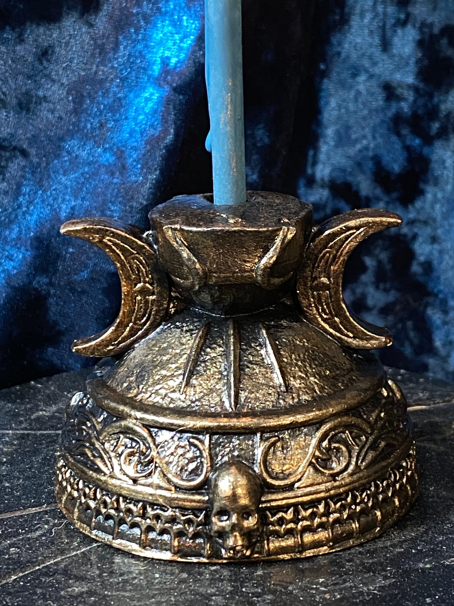 Подсвечник магический для тонкой церковной свечи