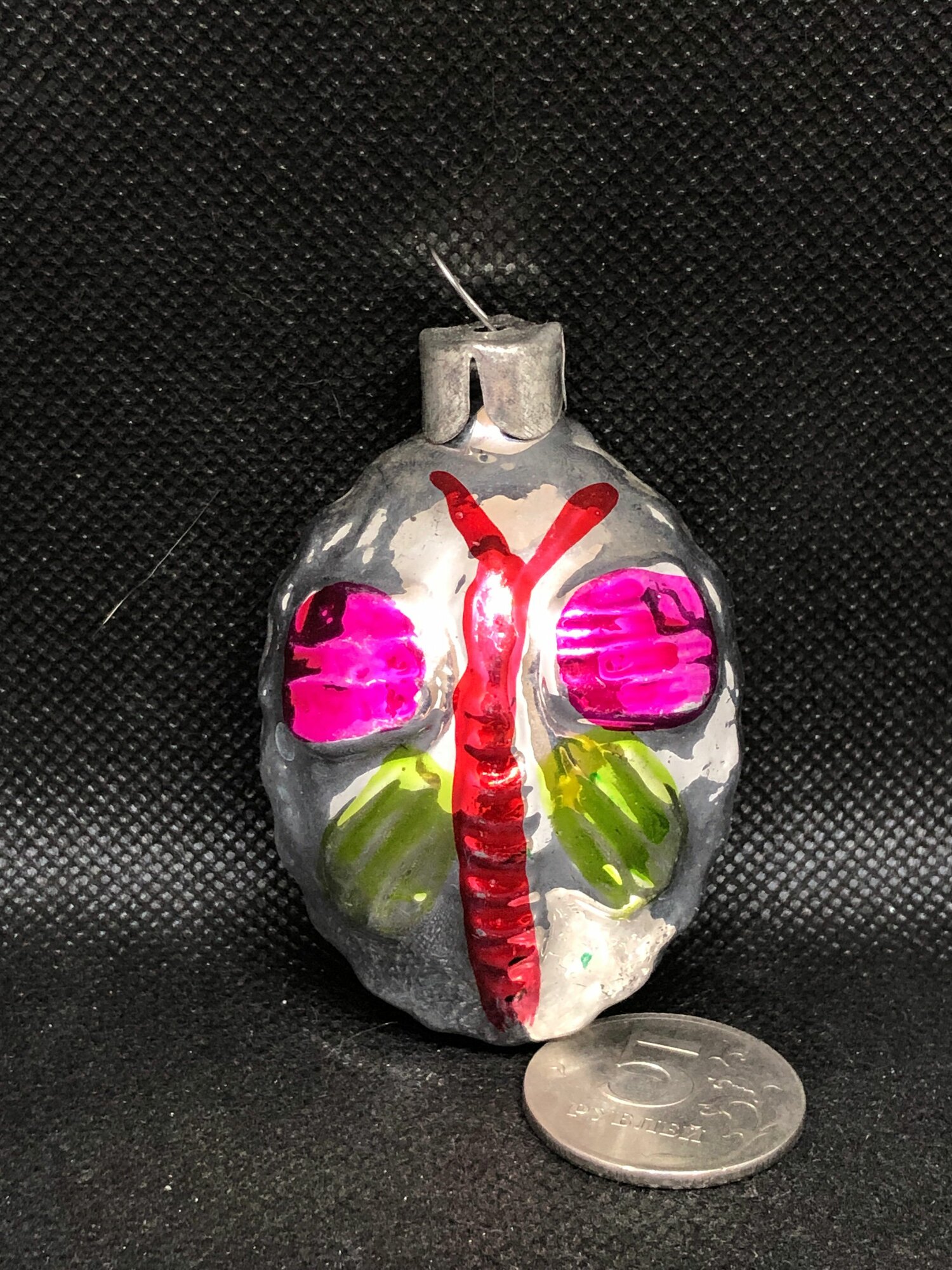 Елочная игрушка СССР бабочка на листе стекло # 23