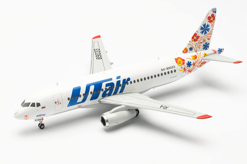 Herpa (Херпа) Модель самолета Сухой Суперджет-100 UTair-Express