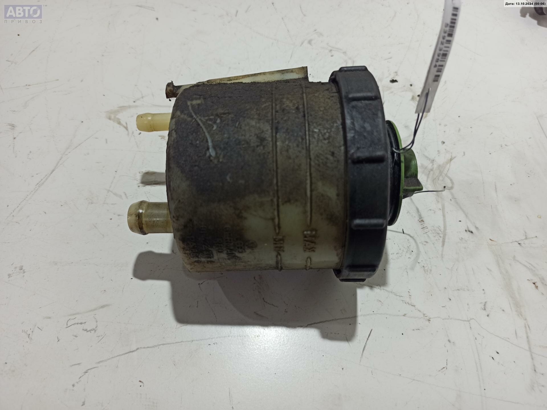 Бачок гидроусилителя Volkswagen Transporter T4