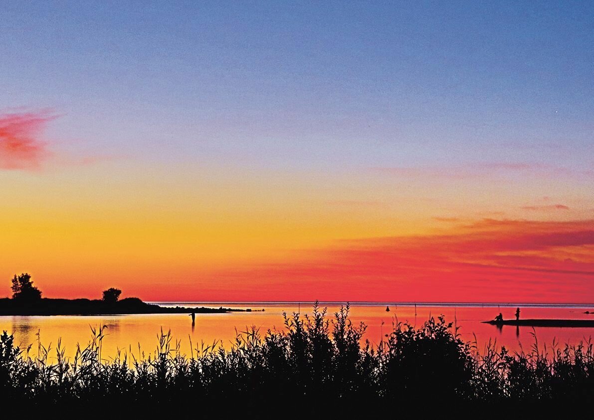 Постер. Россия. Времена года. Лето. Ладога под Приозерском на закате. Формат А3.